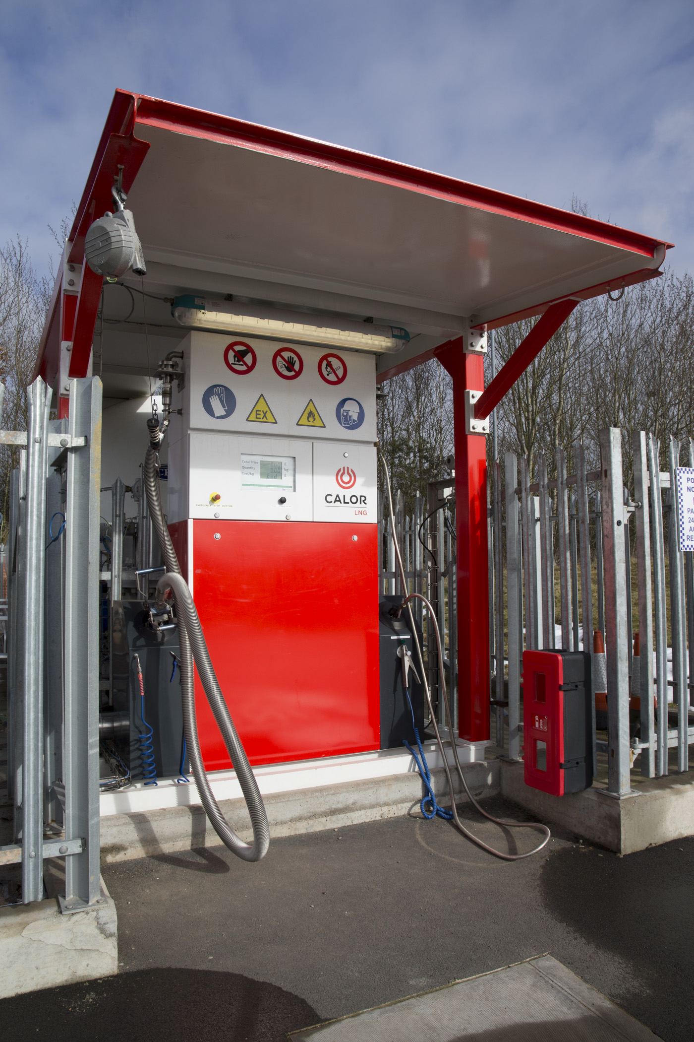 Calor helps Moto's new LNG refuelling stations speed ahead